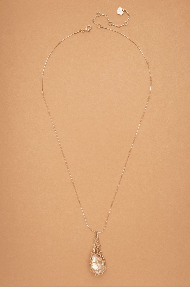 ROUND WHITE PEARL GOLD FISHNET NECKLACE – Nakamol